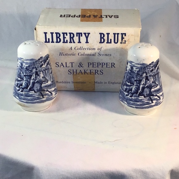 Dining | Vintage Rare Liberty Blue Salt Pepper Shakers | Poshmark